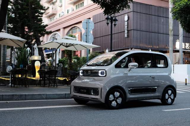 2023款KiWi EV迎来OTA升级，实锤10万级小车天花板_搜狐汽车_搜狐网