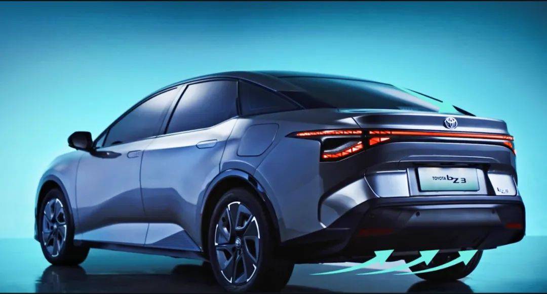 16.98万起的丰田bZ3，怕是要被比亚迪吊打吧？_搜狐汽车_搜狐网