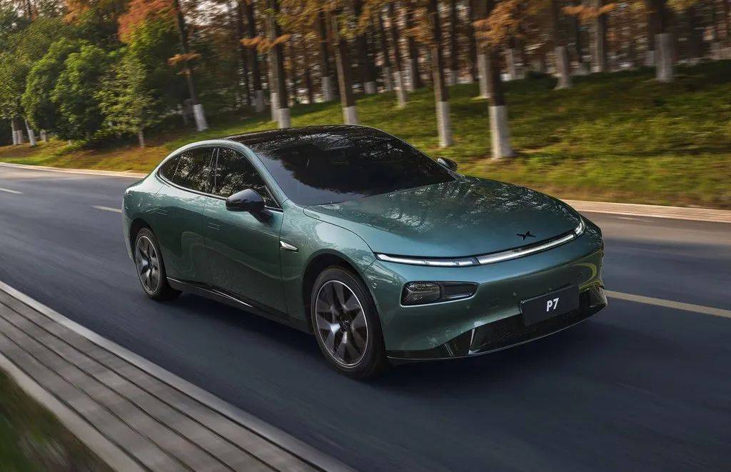 24.99万元起的小鹏P7i，能否碾压特斯拉Model 3、比亚迪海豹？_搜狐汽车_搜狐网