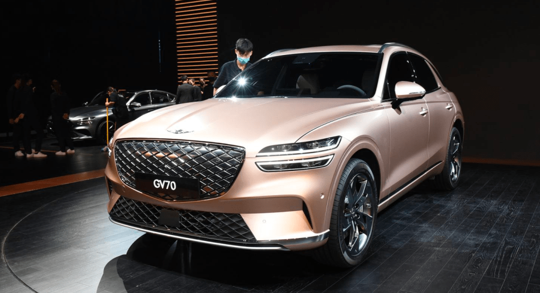 很良心？捷尼赛思GV60美国售40万起，在国内售28万起_搜狐汽车_搜狐网