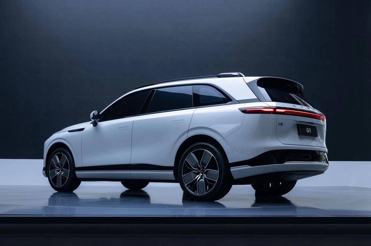 小鹏G9、蔚来ET7、智己LS7正面硬刚，“40万级最好SUV”花落谁家？_搜狐汽车_搜狐网