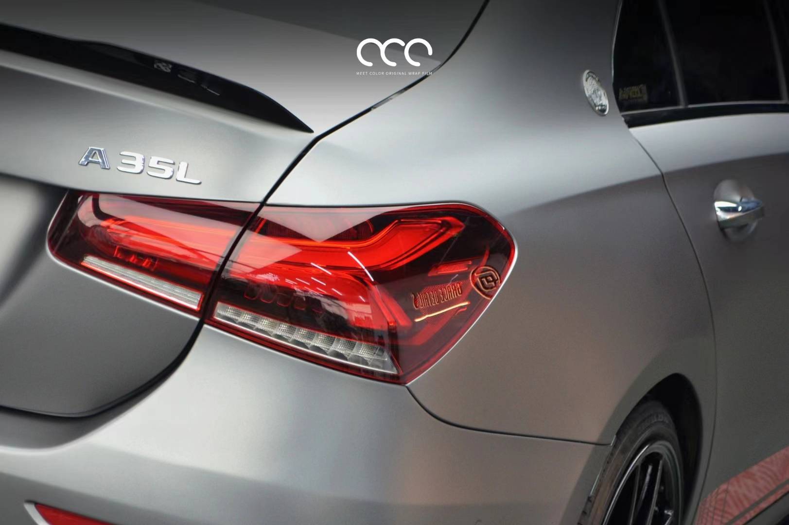 奔驰A35L漫彩改色膜山灰，巍巍如山 神秘深邃_搜狐汽车_搜狐网