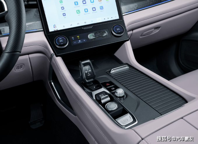 沃尔沃同款平台？领克09EM-P远航版如何玩出自己的特点_搜狐汽车_搜狐网