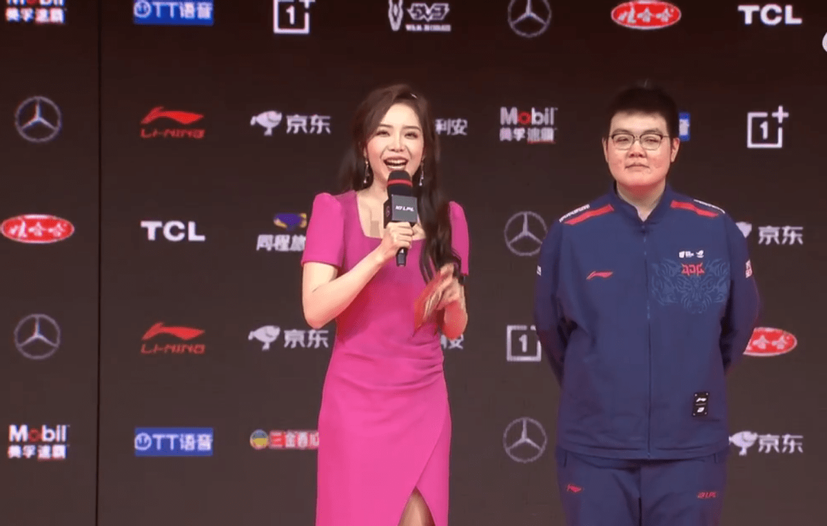 雷竞技资讯：JDG登顶369和奶奶泪洒现场：当年承诺一定要打上LPL-搜狐大视野-搜狐新闻