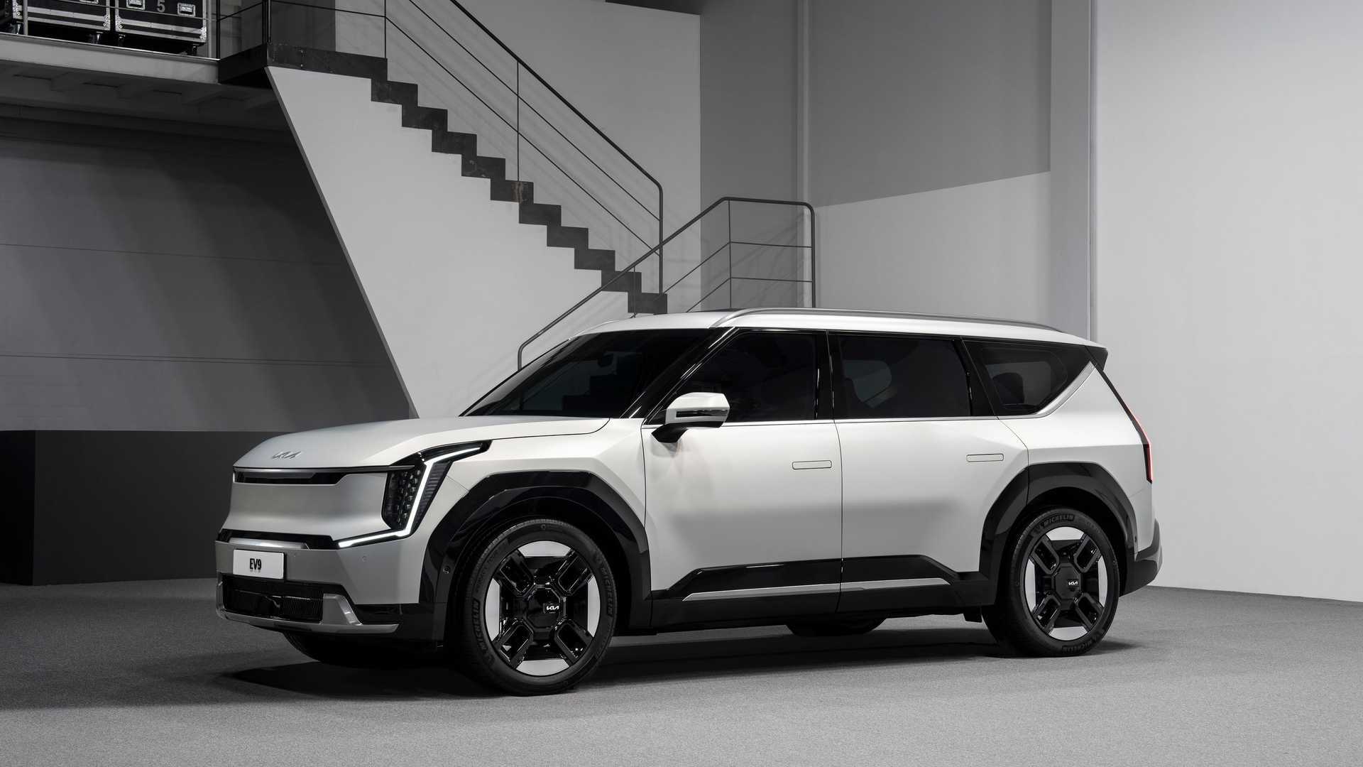 和理想L8同级，外观硬派，起亚EV9将于3月28日晚上9点全面亮相_搜狐汽车_搜狐网