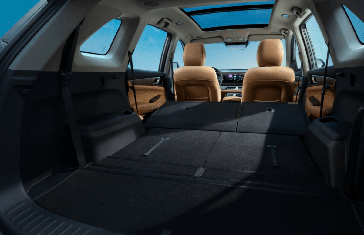 13.99万起售，弗迪动力加持、最大纯电续航110km，蓝电E5正式上市_搜狐汽车_搜狐网