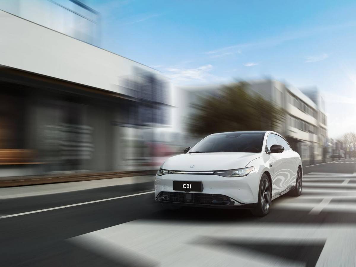 零跑C01、秦PLUS EV、深蓝SL03怎么选？_搜狐汽车_搜狐网