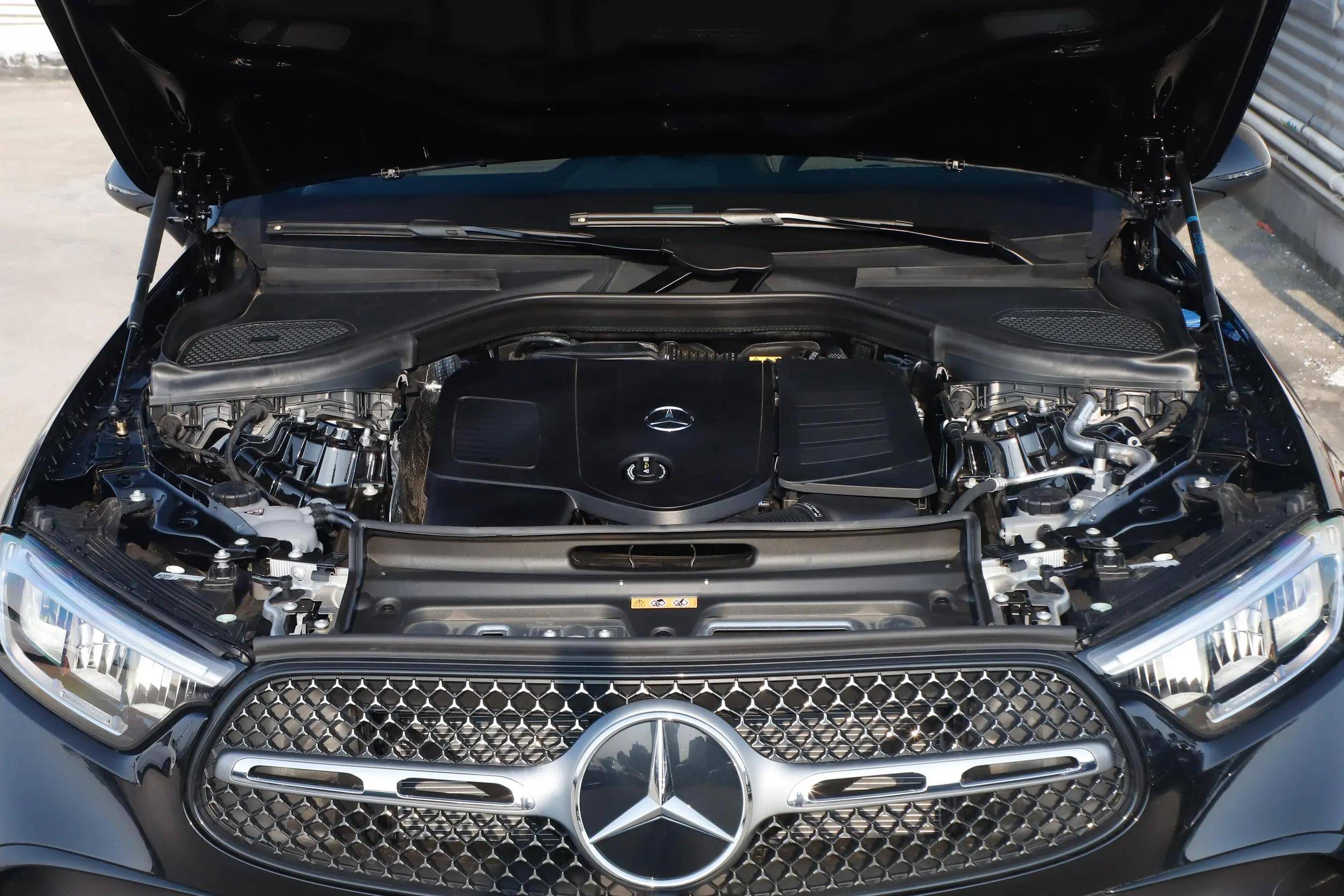 全新长轴距北京奔驰GLC开启预售，提供5座和7座，预售价43万元起_搜狐汽车_搜狐网