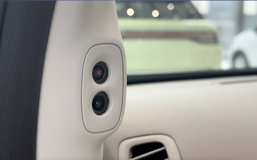 静态体验2023款零跑T03智享版，L2级自动驾驶+403公里续航不到9万_搜狐汽车_搜狐网