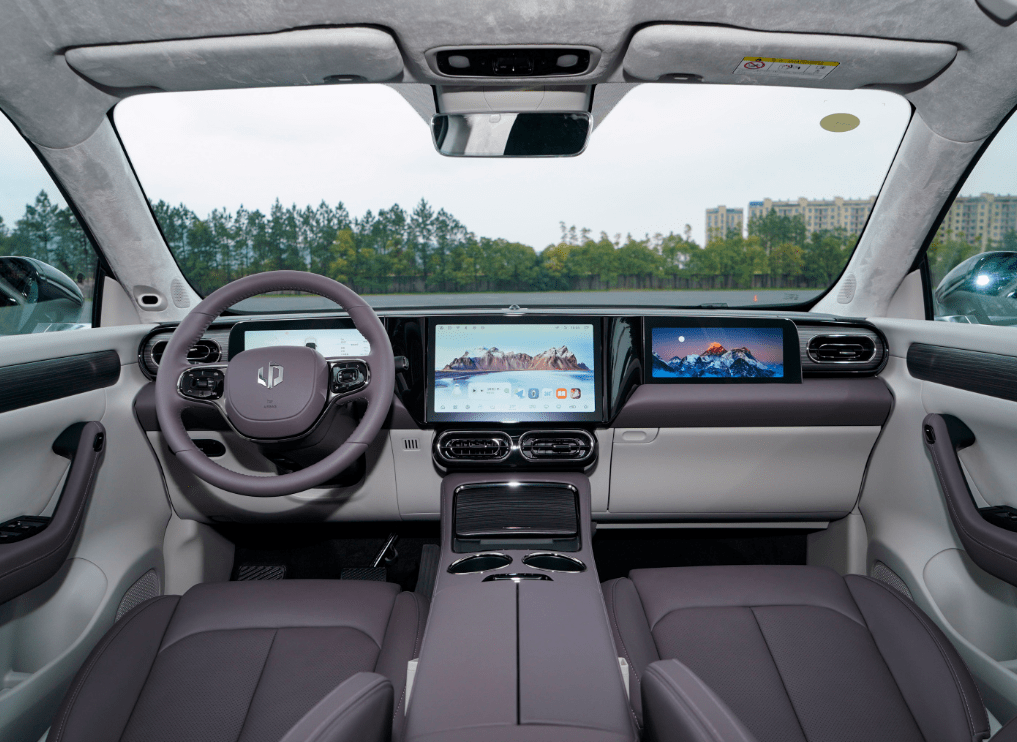 提车零跑C11纯电，对比邻居的比亚迪宋Plus EV谁更强？_搜狐汽车_搜狐网