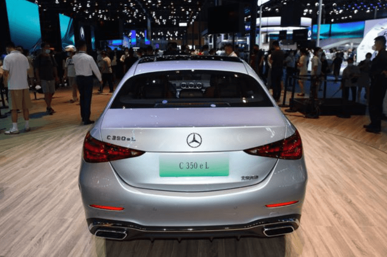 综合功率230千瓦，油耗1.27L，2023款奔驰C350eL要翻身了？_搜狐汽车_搜狐网