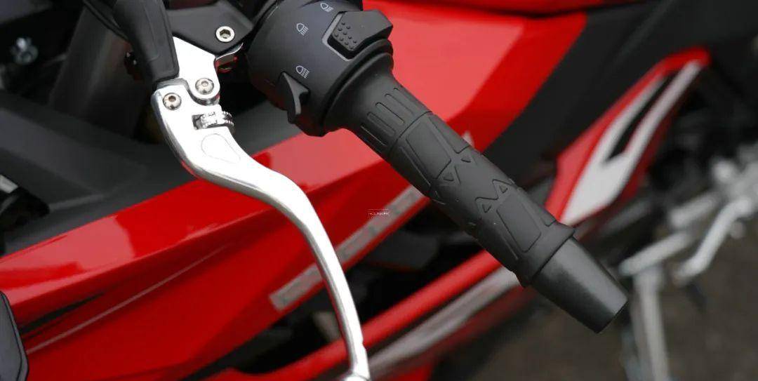 动力线性，电子快排好评——赛科龙RC401赛道版全解析_搜狐汽车_搜狐网