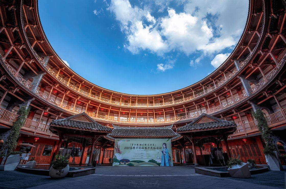 夏季热门旅游城市及景点中国活动成都