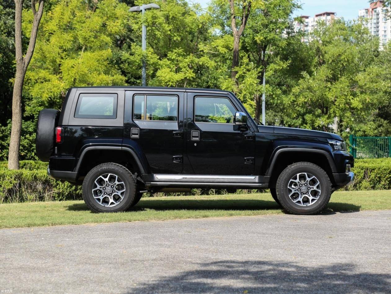 专注越野十年，只为做好一款好车，BJ40硬汉首选座驾！_搜狐汽车_搜狐网