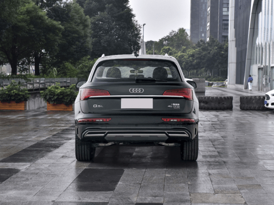 中型SUV哪款值得“入手”？奥迪Q5L与宝马X3的较量！_搜狐汽车_搜狐网