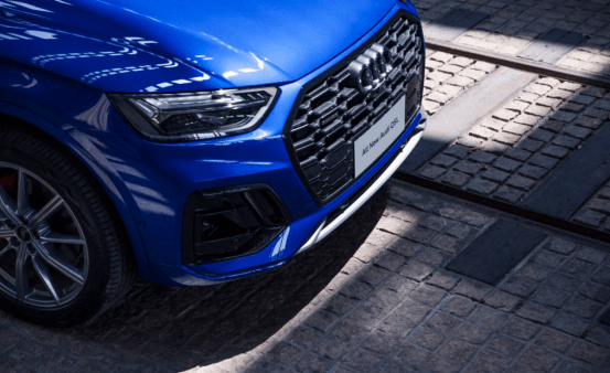 舒适性PK！前后座谁更加宽敞？奥迪Q5L vs 凯迪拉克XT5_搜狐汽车_搜狐网