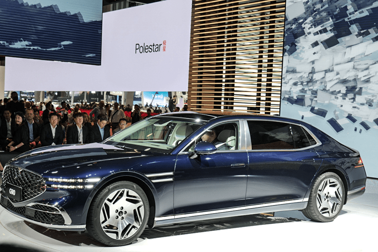 捷尼赛思携G90、GV70燃油版首次亮相车展：全系车型引华_搜狐汽车_搜狐网