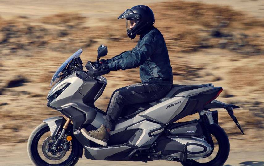 一款能够带你去诗和远方的踏板摩托-本田ADV350外媒评测_搜狐汽车_搜狐网