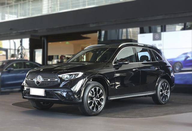 全新奔驰GLC，4S店竟加价2万！消费者心想：干嘛不买宝马X5？_搜狐汽车_搜狐网