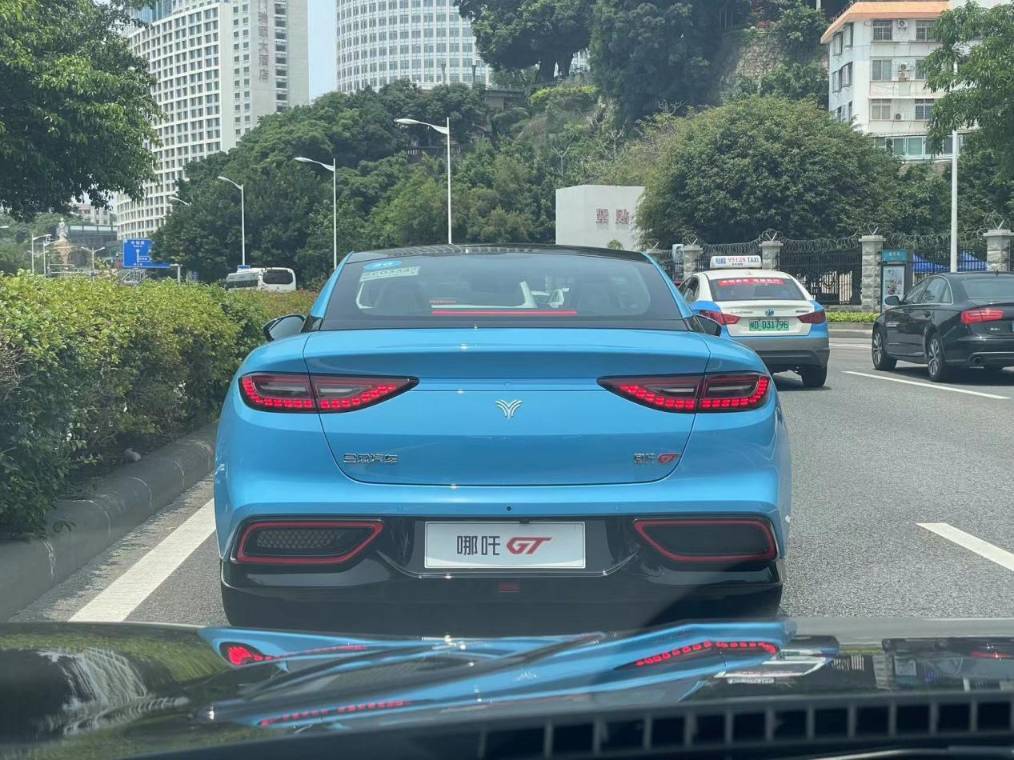 不到18万圆你GT梦！哪吒GT助年轻人完成第一台GT跑车梦_搜狐汽车_搜狐网