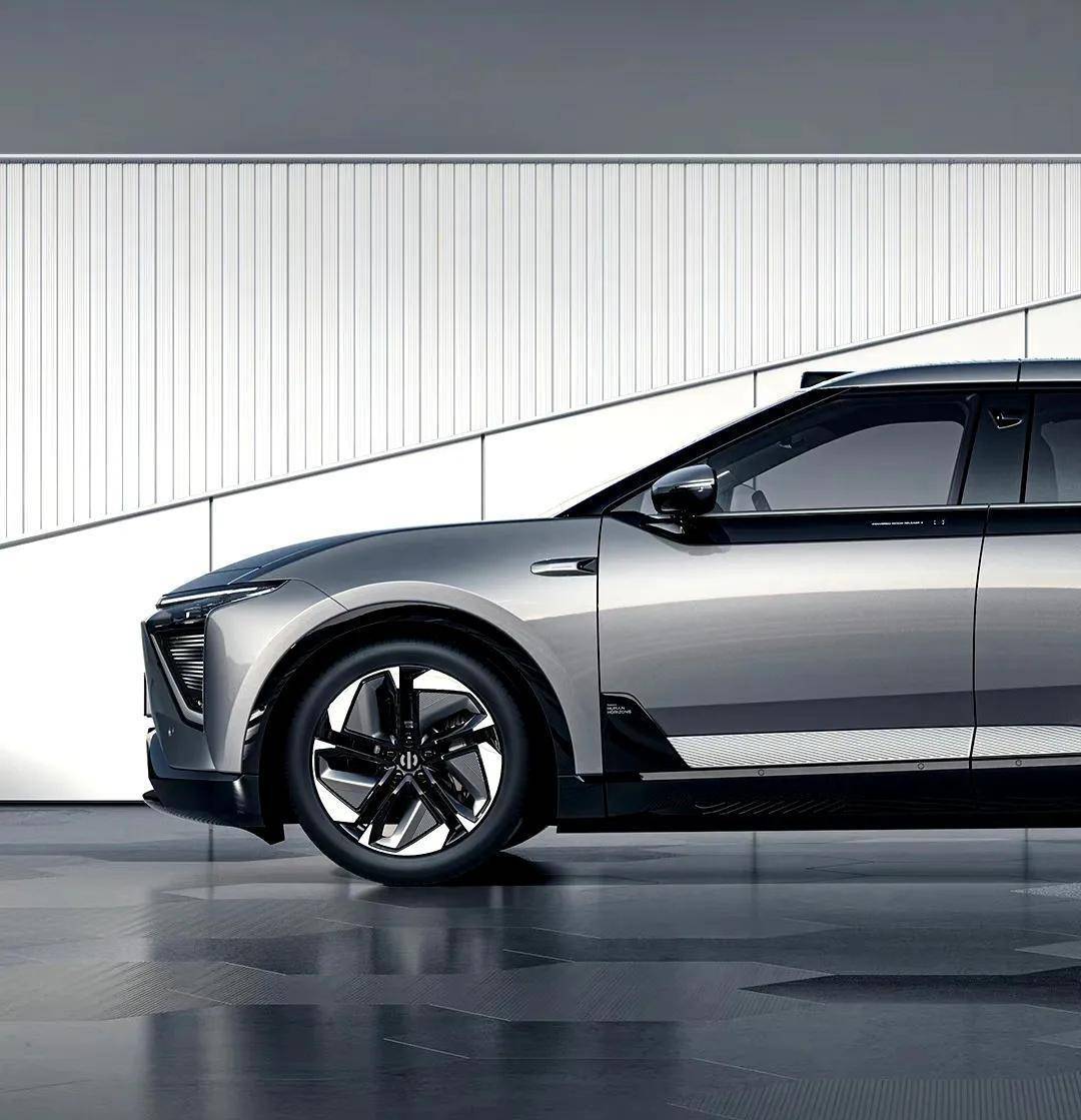 高合HiPhiY展翼而来_搜狐汽车_搜狐网