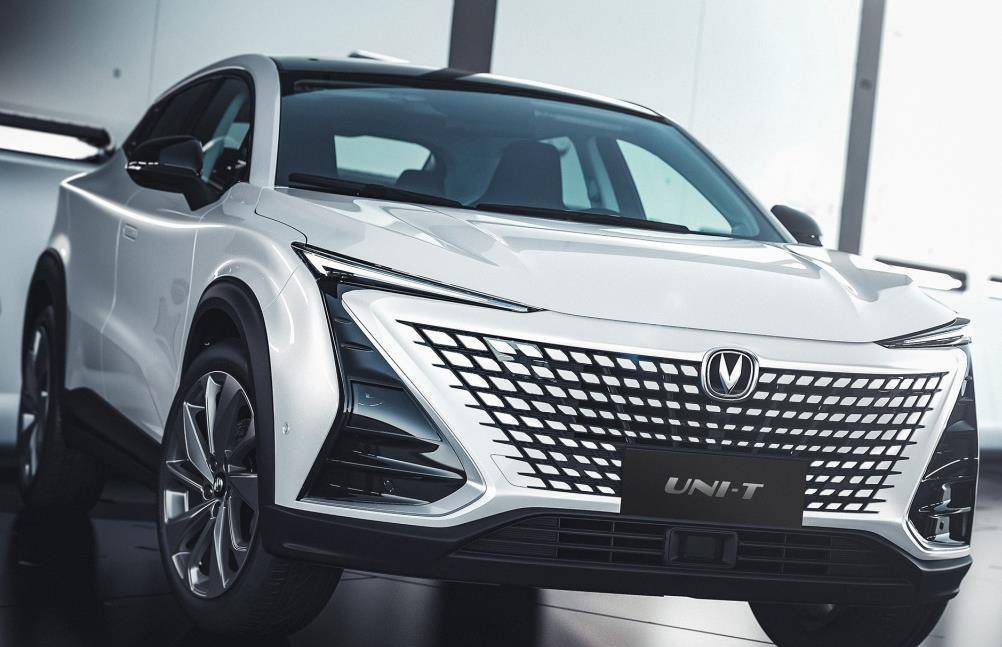 长安最“优秀”的SUV！搭蓝鲸1.5T，10天甩7414台，好评如潮_搜狐汽车_搜狐网