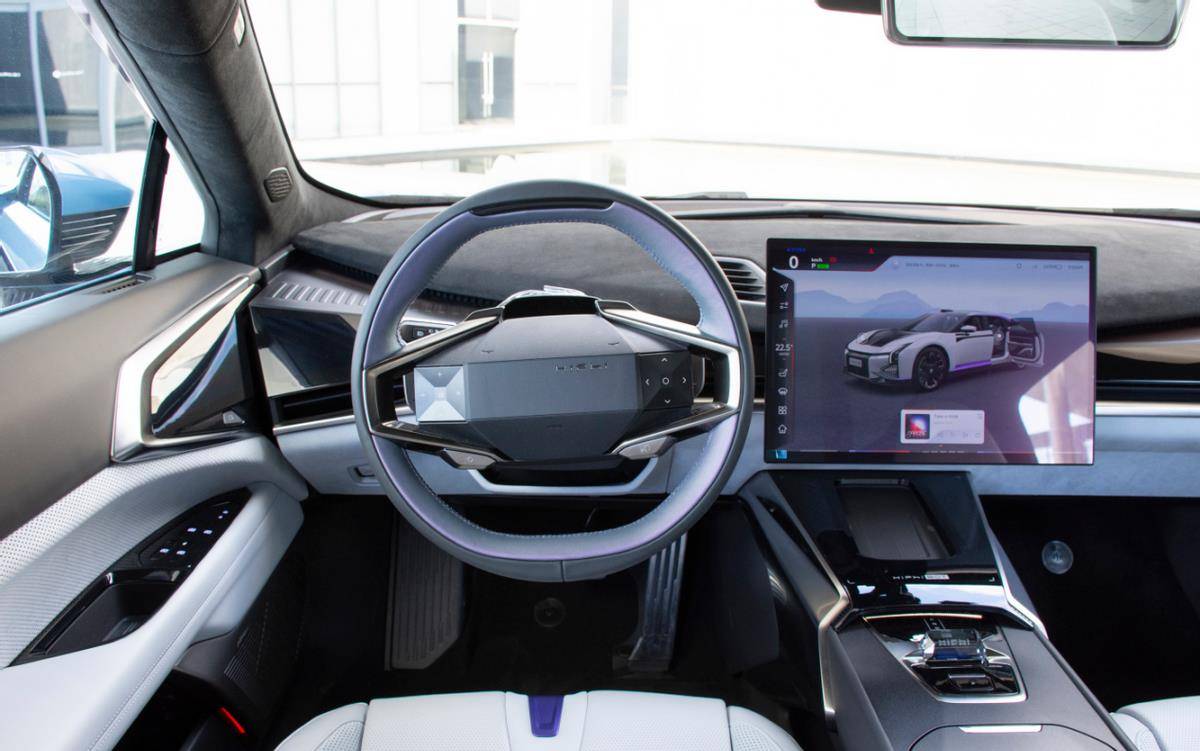 高合HiPhi Z 外观酷炫还搭载后轮转向 售61万-63万_搜狐汽车_搜狐网