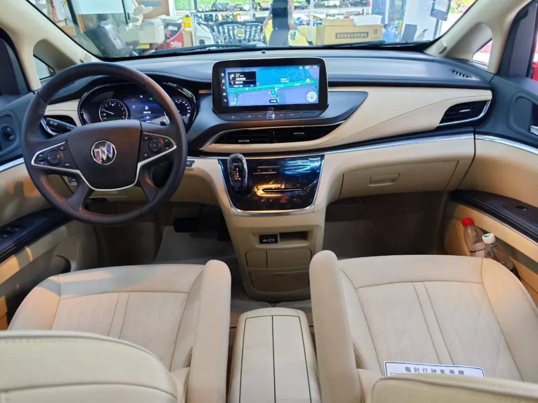 23款别克GL8陆上公务舱豪华版，宜商宜家的ta能打动你吗？_搜狐汽车_搜狐网