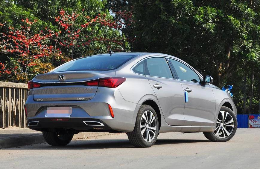 国产新代“家轿王”，蓝鲸1.4T＋湿式7DCT，销量直追朗逸，7.3万_搜狐汽车_搜狐网