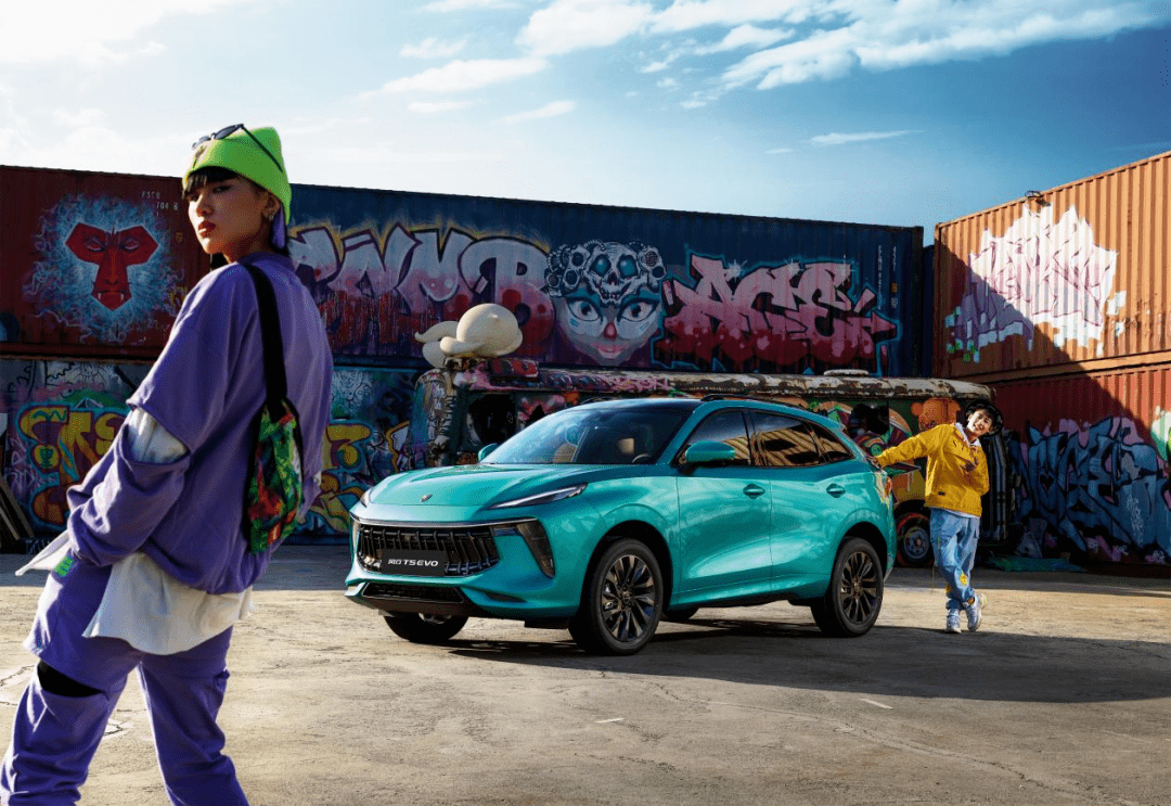 花10W买30W的体验！年轻人的第一台SUV就该这么选！_搜狐汽车_搜狐网