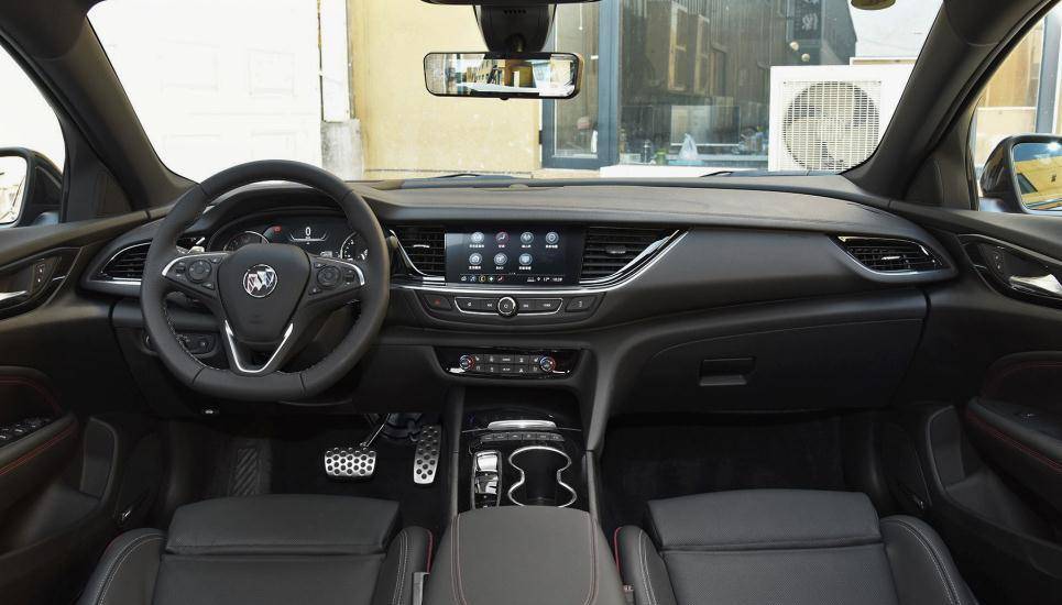 20款君威GS没让人失望，2.0T迸发237马力，关键还是可调节悬架_搜狐汽车_搜狐网