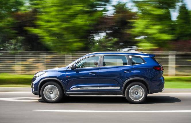 这款SUV一定要看，1.6T榨出197匹，后备箱1930L，8.79万_搜狐汽车_搜狐网