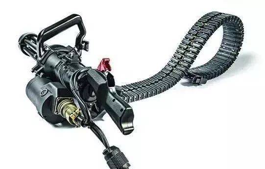 扛不动手提转管机枪？这款世界最轻！XM556手持式5.56mm米尼岗机枪_美国陆军_直升机_枪管