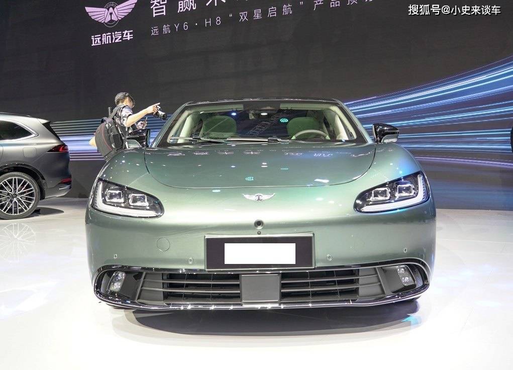 挂着“宾利”车标的“帕拉梅拉”车展亮相！车长5米2续航1020Km!_搜狐汽车_搜狐网