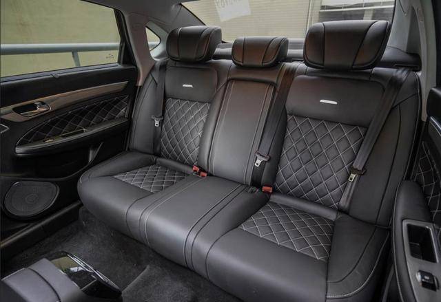 比奥迪A6L空间还大 评测传祺GA8试驾 你的行政座驾_搜狐汽车_搜狐网