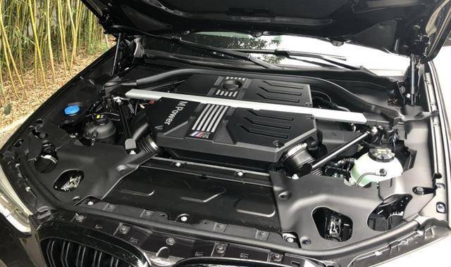 雷霆版“宝马X4M”正式到店，搭载3.0T发动机，4秒破百！_搜狐汽车_搜狐网