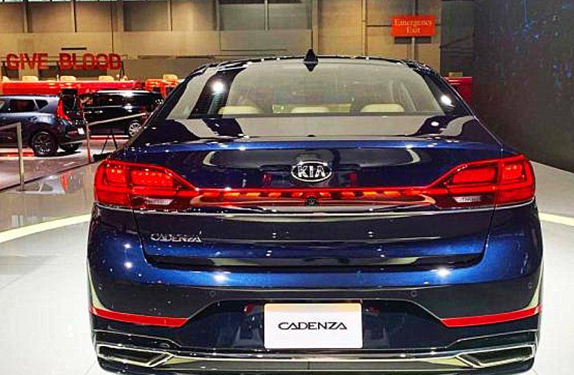 起亚版“玛莎拉蒂”来了！比大众CC帅10倍，3.3T＋8AT，长近5米_搜狐汽车_搜狐网