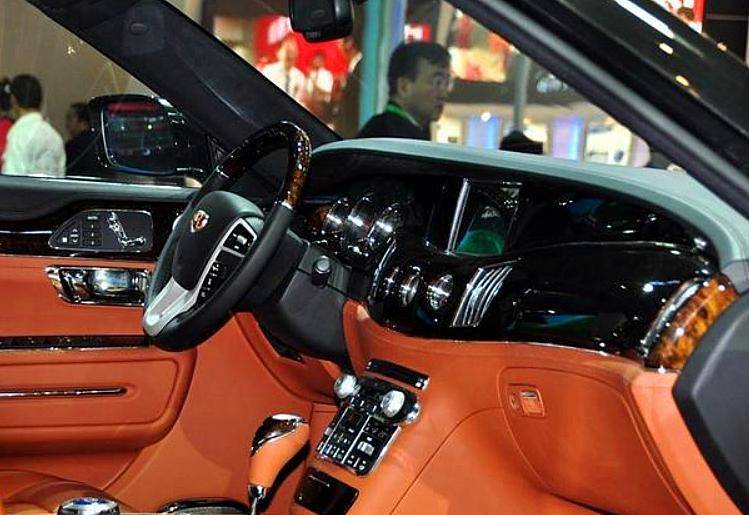 李书福终于爆发了！颜值媲美劳斯莱斯，配VIP沙发，搭3.5L V6引擎_搜狐汽车_搜狐网