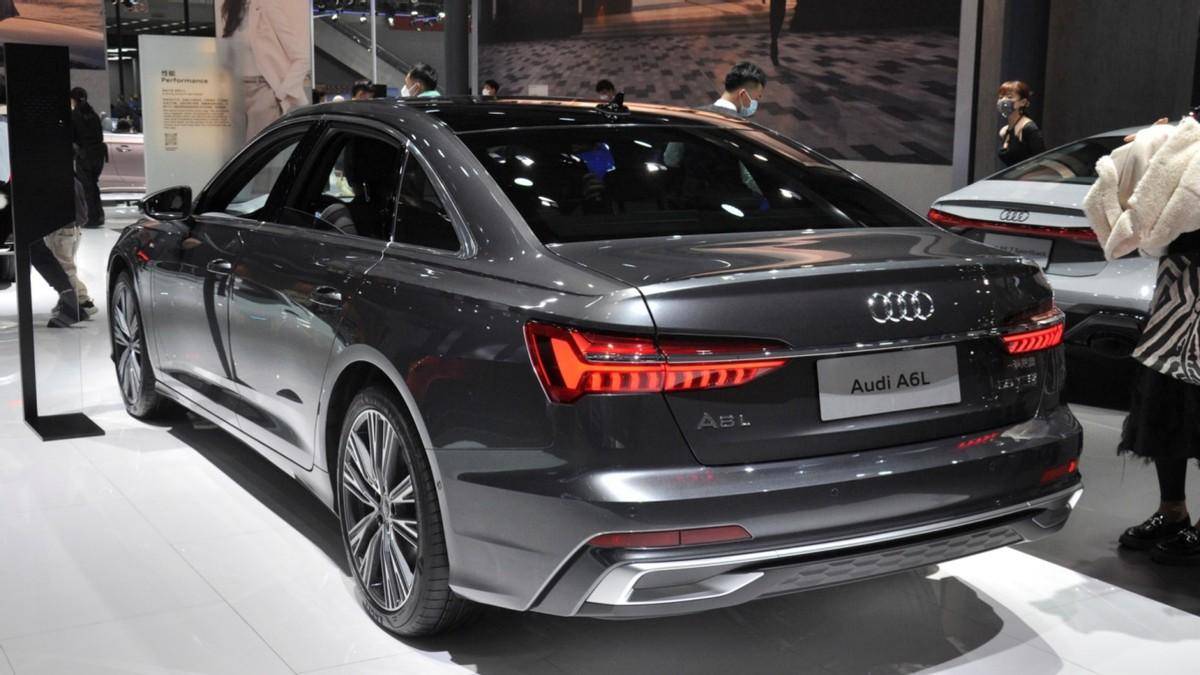 新款奥迪A6L：油耗降0.2L，每月花2600元养豪车贵吗？_搜狐汽车_搜狐网