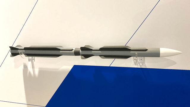 压制霹雳15的新弹要来了，美军五代机全部换装，解放军反倒不用急_远程空空导弹_中国_项目