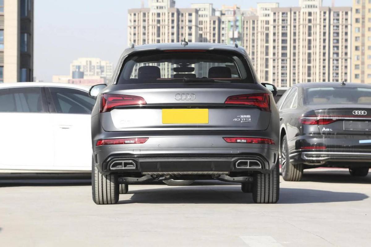 体验奥迪Q5L，轴距超2米9，全系2.0T动力，降幅近8万家用挺香_搜狐汽车_搜狐网