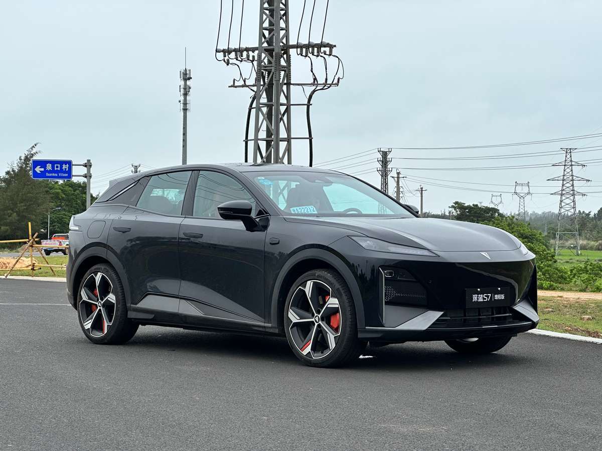 拒绝合资，科技操控全都有，试驾深蓝S7_搜狐汽车_搜狐网