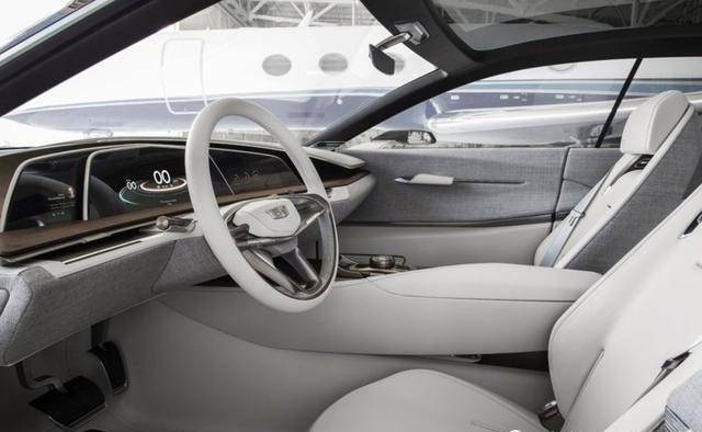 “凯迪拉克CT8”强势来袭，内饰颠覆认知，80万售价帅到没朋友！_搜狐汽车_搜狐网