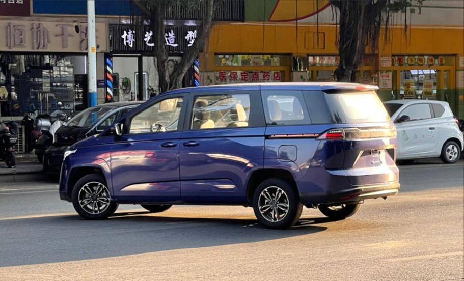 广西汽车全新MPV实车曝光，命名“菱势G200”, 搭载五菱动力_搜狐汽车_搜狐网