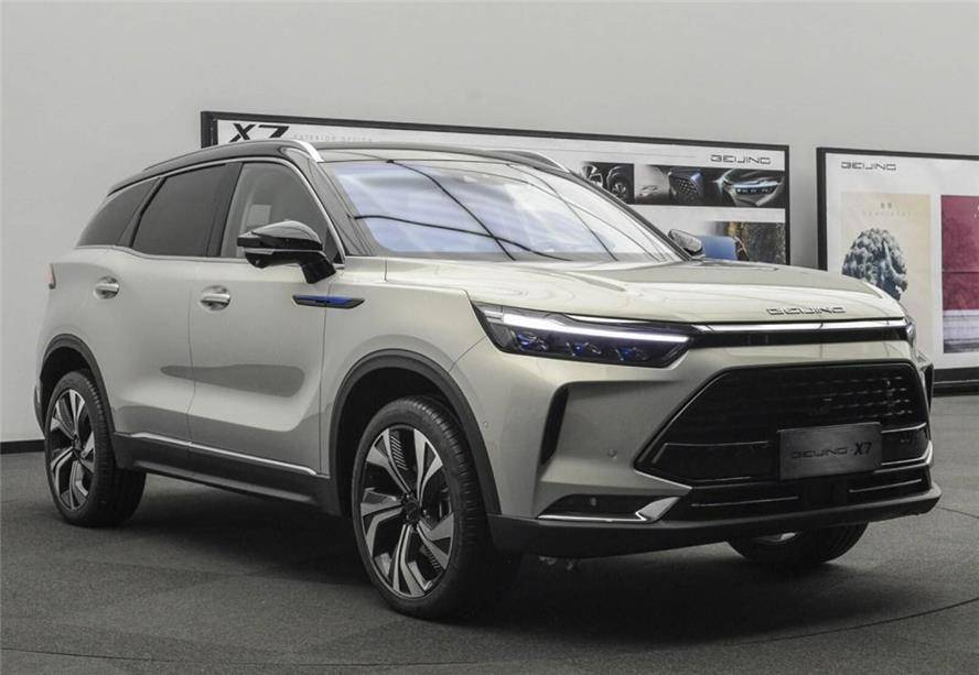 轿跑SUV新“战将”！轴距2800mm配双12.3大屏，10.49万_搜狐汽车_搜狐网