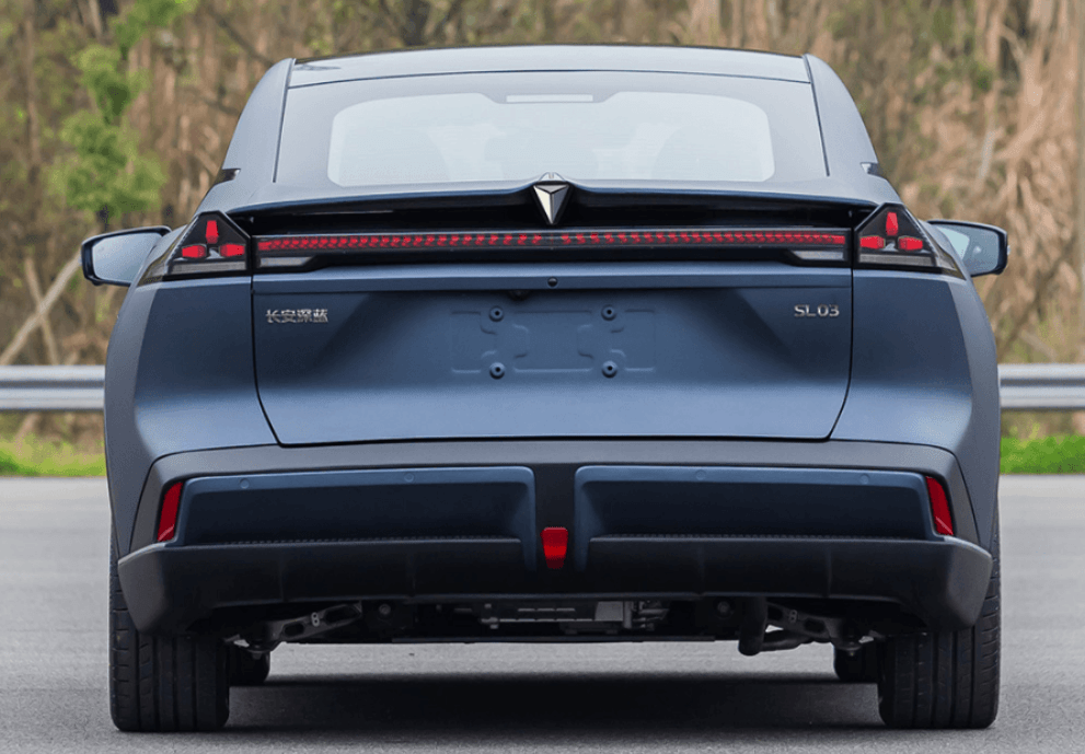 深蓝SL03扛不住了！降价肯定是不好降了，那就推新车拉低售价吧_搜狐汽车_搜狐网