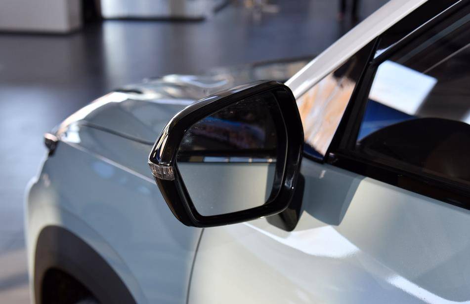 “省油王”再度升级，油耗5.9L，实力远超长安CS35，7.48万_搜狐汽车_搜狐网