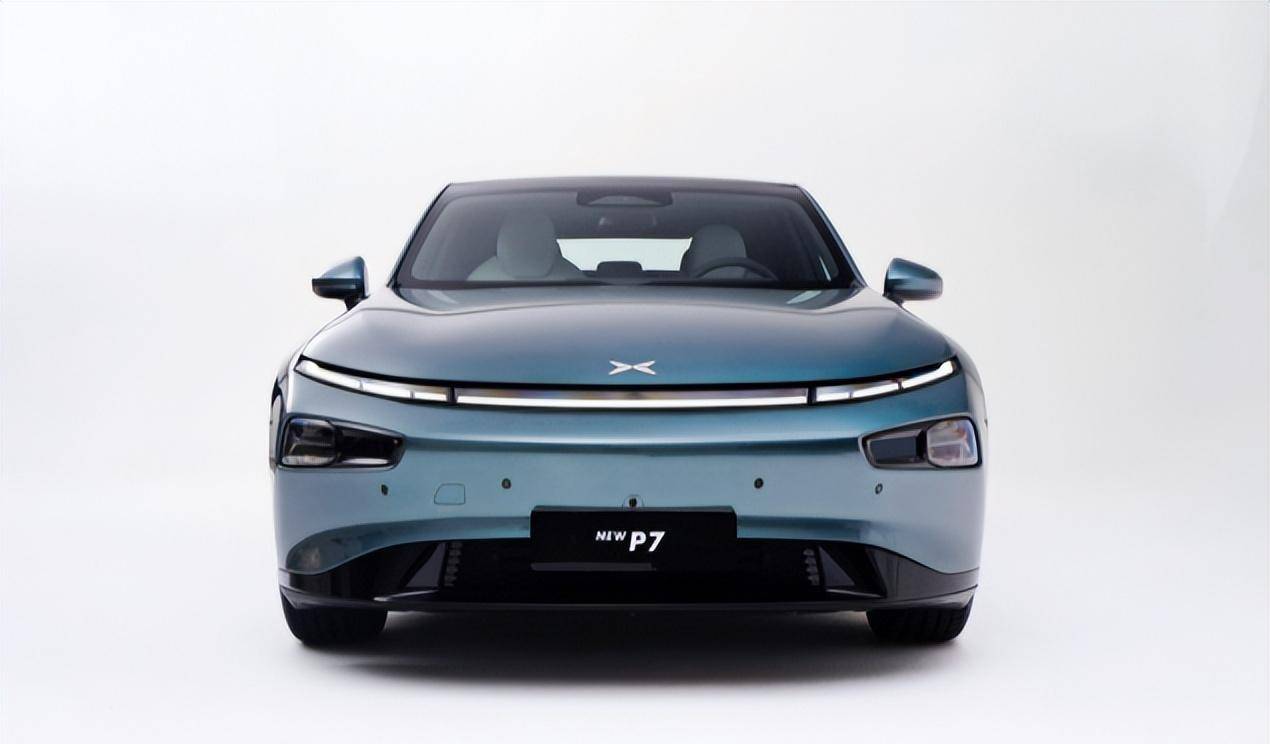配激光雷达，支持XNGP，加量也加价，小鹏P7i究竟值不值得买？_搜狐汽车_搜狐网