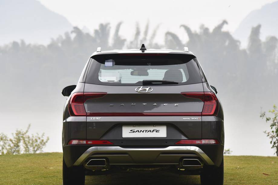 被脸耽误的中型SUV，2.0T＋8AT240匹，轴距超2米8配适时四驱_搜狐汽车_搜狐网