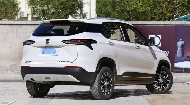 开完宝骏510换了辆奔腾T33，车主：对比差距一目了然_搜狐汽车_搜狐网